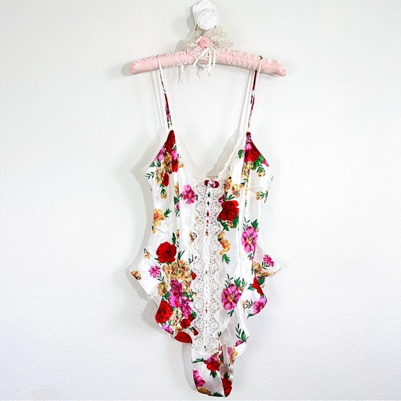 Victoria's Secret | Intimates & Sleepwear | Vintage 9s Victorias Secret ...